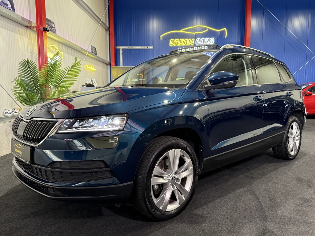 Skoda Karoq Lava Blau